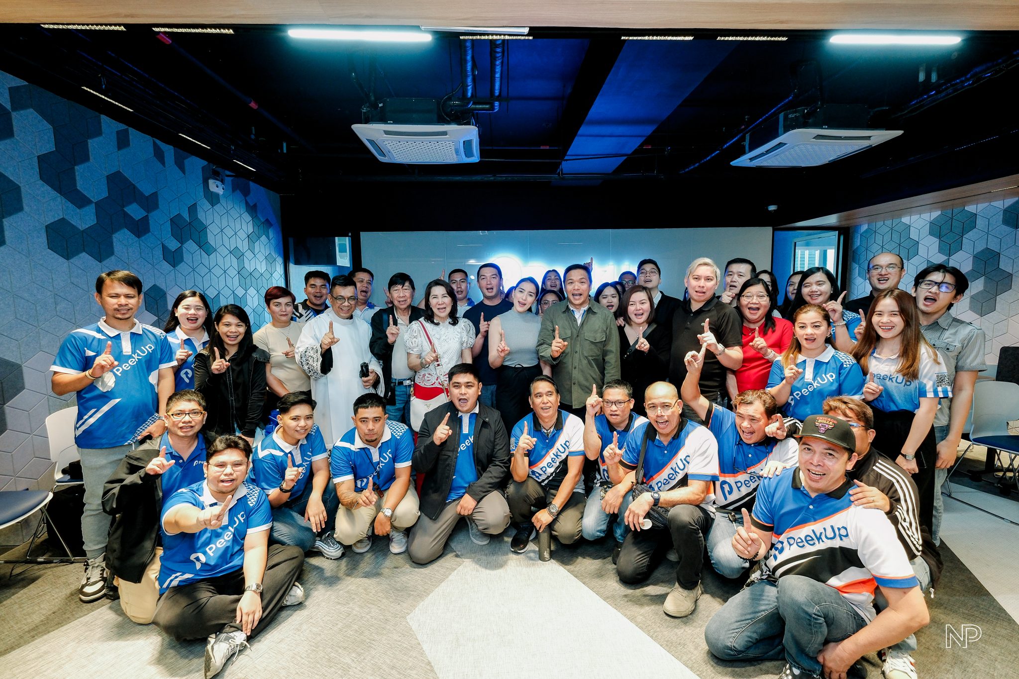 PeekUp Rolls Out Executive Rides at NAIA Terminal 1, Elevating Pinoy ...